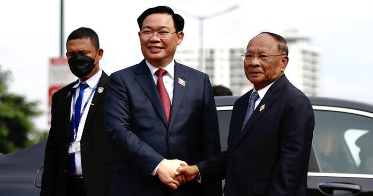 - The Cambodia Daily Khmer